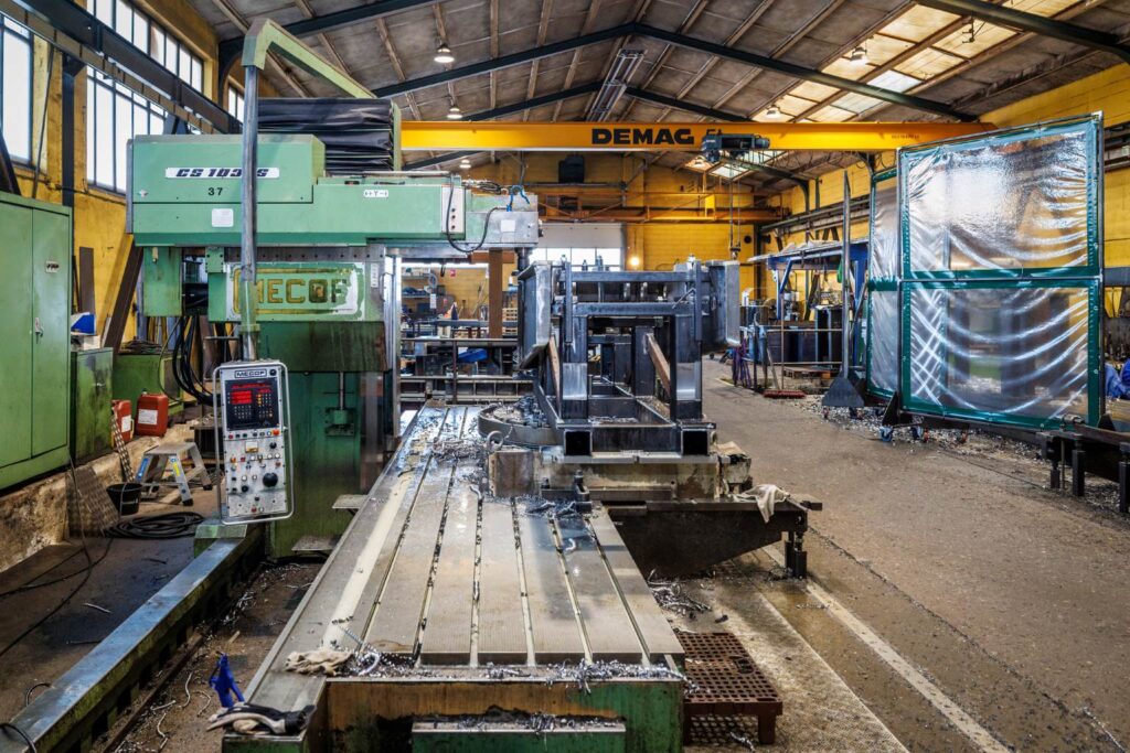 Machining of the very big parts